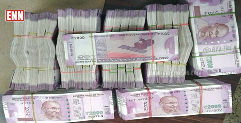 Woman became owner of 80 lakh RS after giving birth of daughter